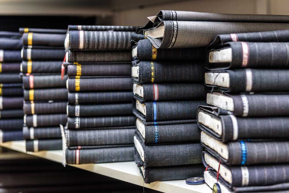 Suiting Wool: Men's Luxury Worsted Wool Types and Manufacturers