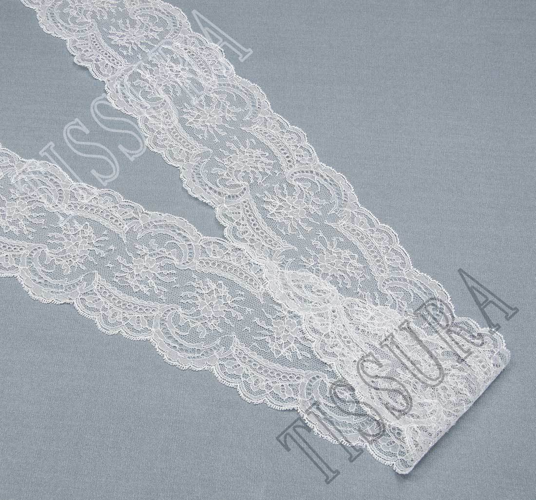 Chantilly Lace Trim: Chantilly Trimmings from France, SKU 00045139 at ...